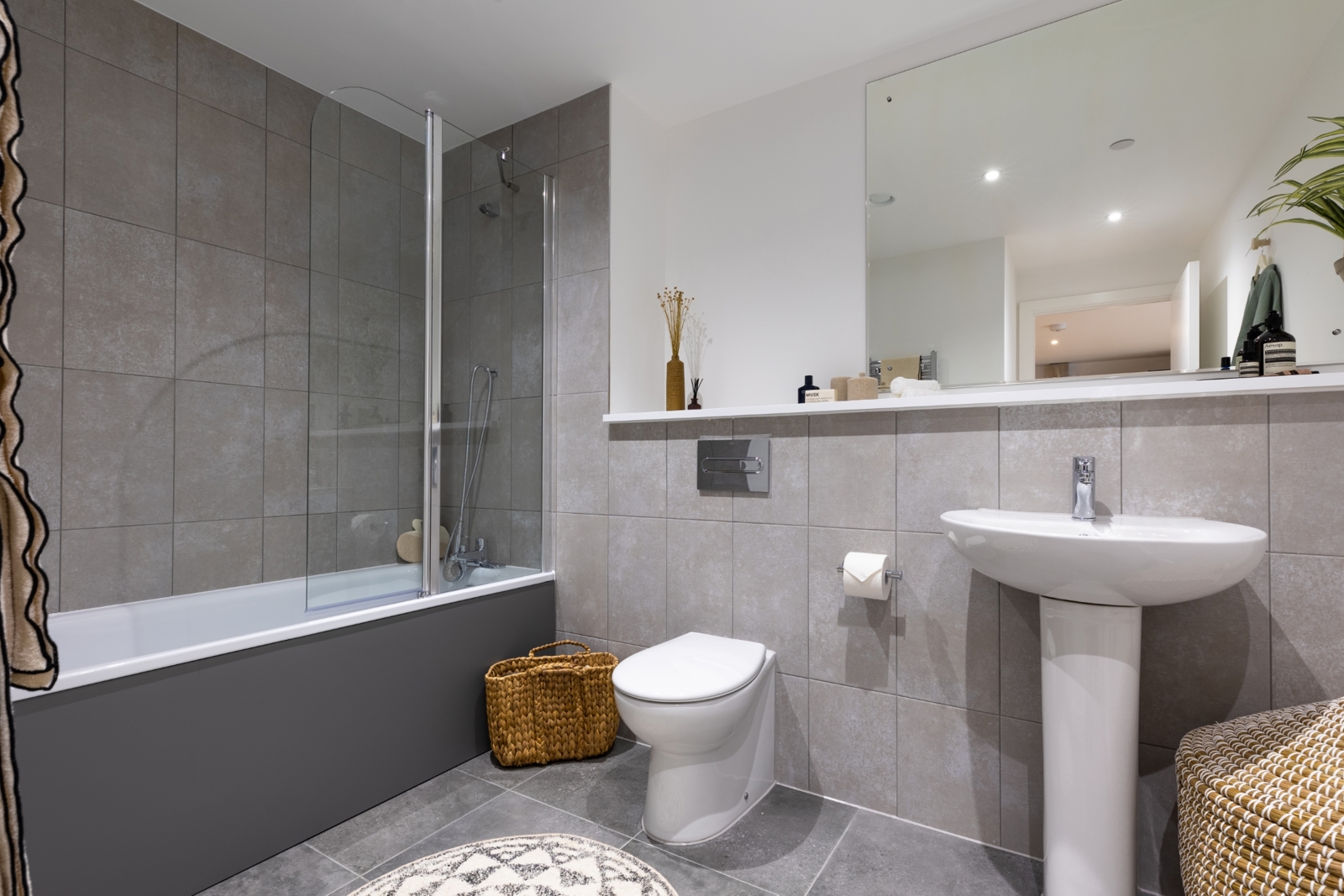 Hairpin House, Birmingham by ila with 33 apartments available to rent